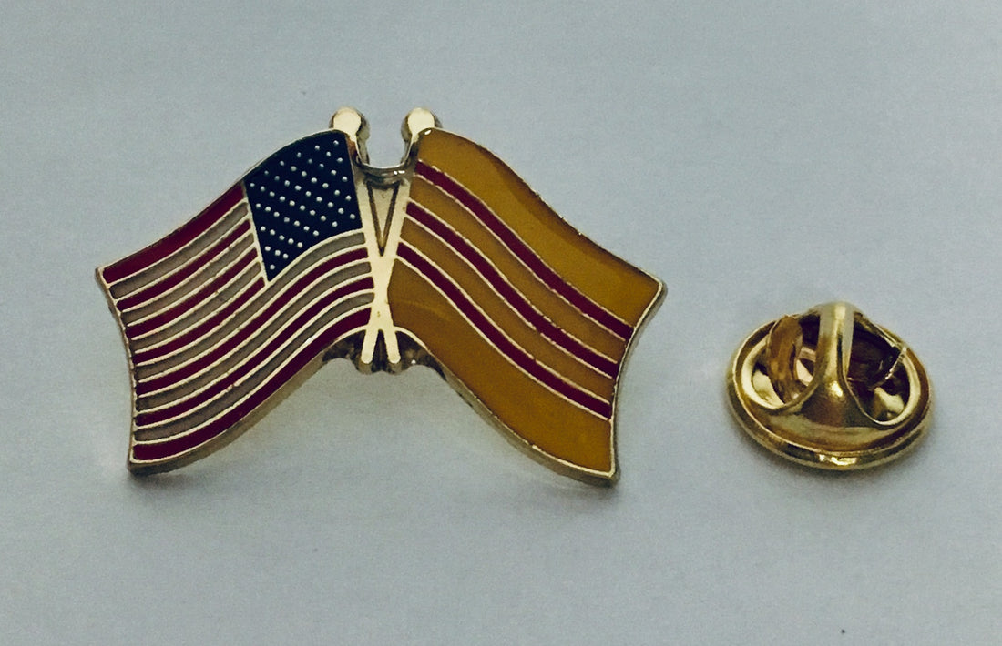 USA Vietnam Friendship Flag Lapel Pin American South Vietnamese ...